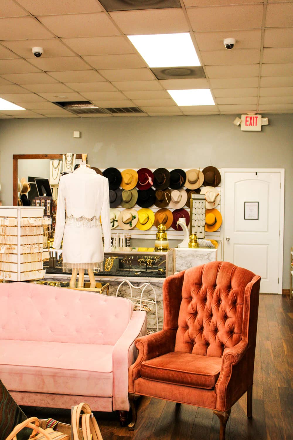 Giddy Up Glamour Boutique - Kendra Hudson